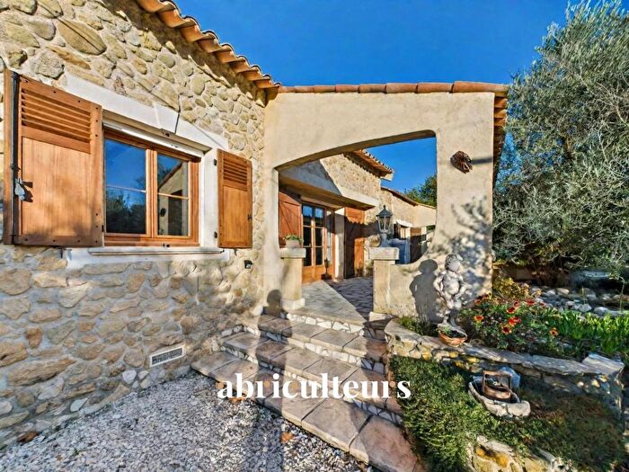 Maison à vendre - Lauris - 7 pièces - 5 chambres