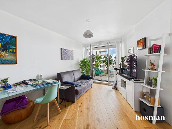 Appartement 2 pièces à Clichy, République, Victor Hugo, à vendre