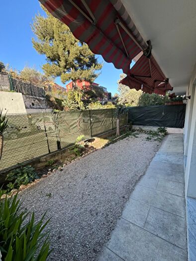 Appartement à louer - Cagnes-sur-Mer - 2 pièces - 1 chambre