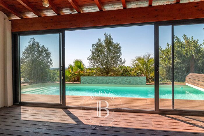 Maison 16 pièces à Neyron, à vendre