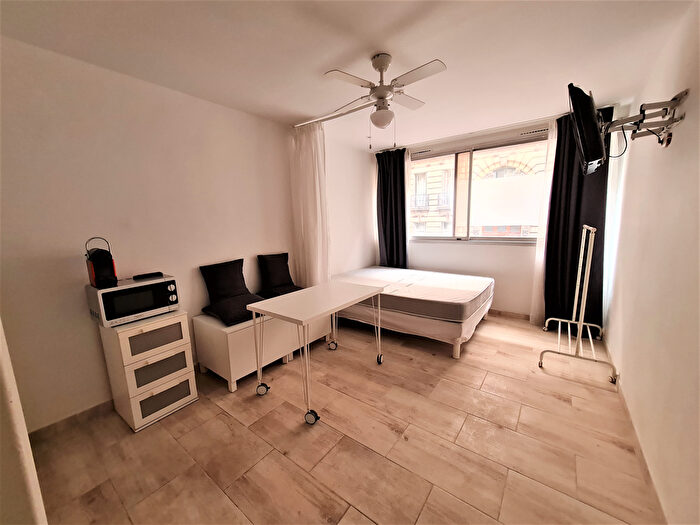 Marseille 8ème, Perier : Appartement 1 pièce à louer