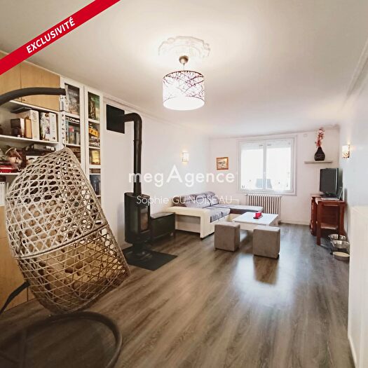 Maison à vendre - Cholet, Lorraine - 4 pièces - 3 chambres