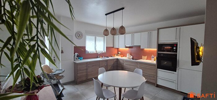 Vieux-Condé : Maison 5 pièces à vendre