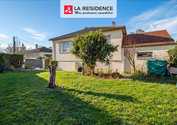 Maison à vendre - Poissy, Saint-Barthélémy - 5 pièces - 3 chambres