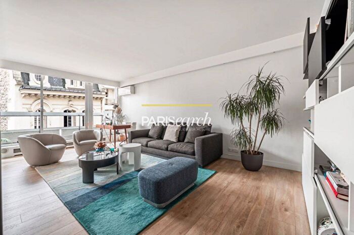 Appartement à louer - Paris ème arrondissement - 5 pièces - 3 chambres