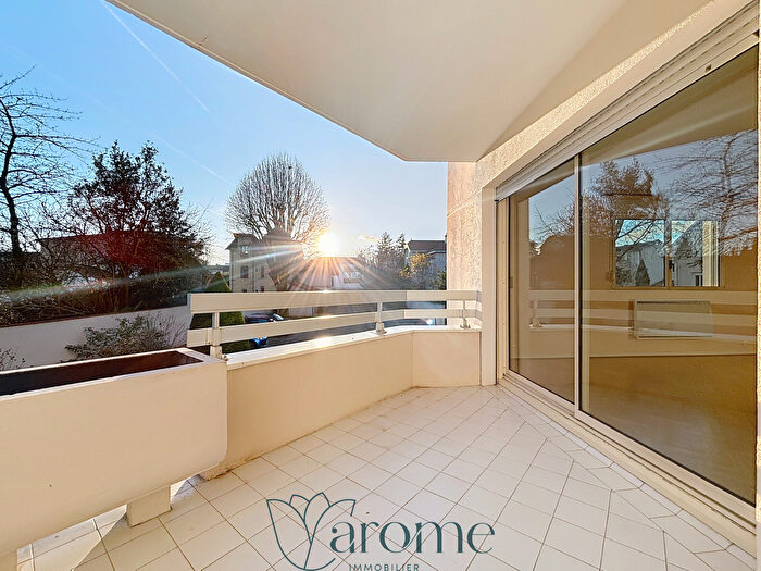 Appartement à vendre - Champagne-au-Mont-dOr - 4 pièces - 3 chambres