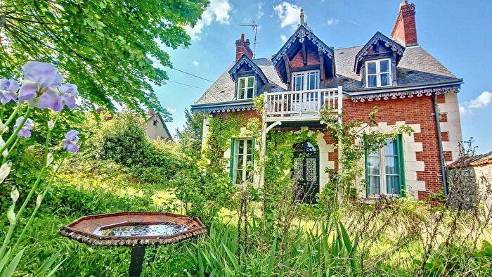 Maison à vendre - Blois, Tuileries, Villejoint, Montigny - 4 pièces - 3 chambres