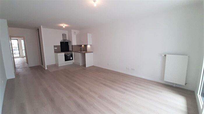 Appartement à louer - Colombes, Charles de Gaulle - 3 pièces - 2 chambres