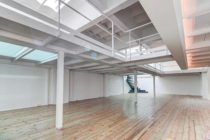 Appartement à vendre - Nice, Carabacel - 2 pièces - 3 chambres