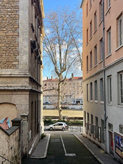 Appartement à vendre - Lyon e , Quartiers anciens - 2 pièces - 1 chambre