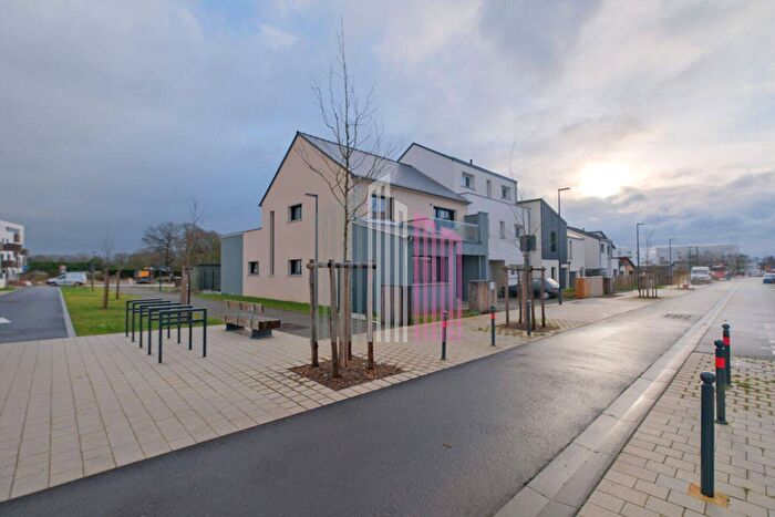 Maison à louer - Cesson-Sévigné - 6 pièces - 4 chambres