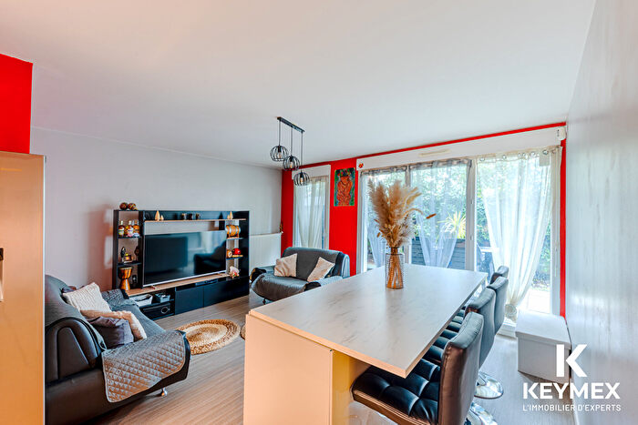 Appartement à vendre - Villiers-le-Bel, Carreaux - 3 pièces - 2 chambres