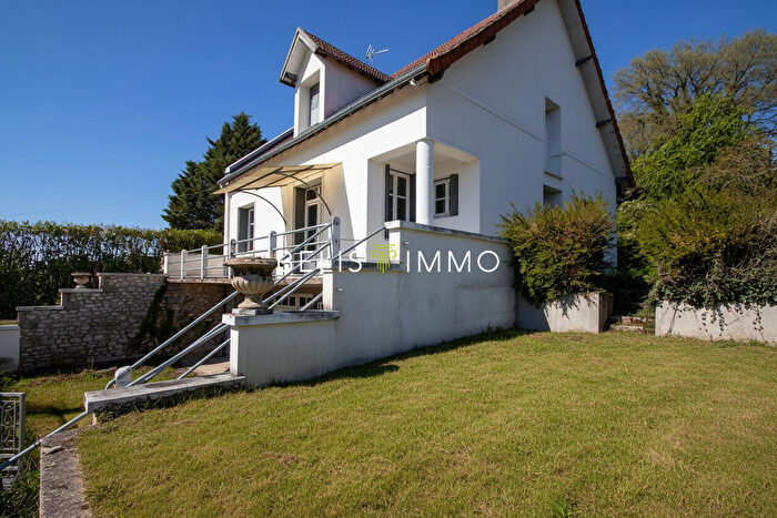 Maison à vendre - Saint-Martin-le-Beau - 4 pièces - 2 chambres