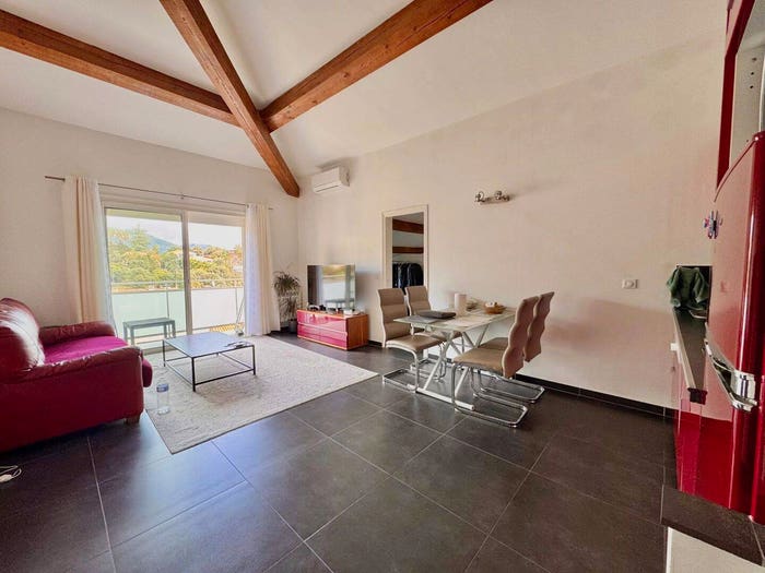 Appartement 2 pièces à louer à Village-Cros de Caste-Coupiere-Mont Gros, Roquebrune-Cap-Martin