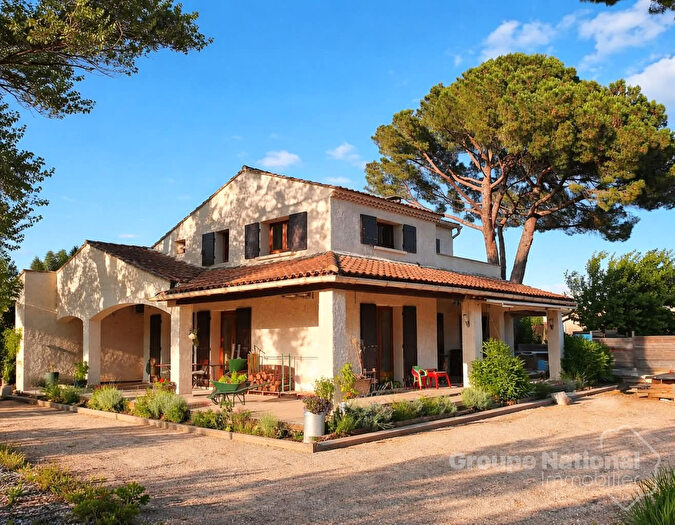 Maison 7 pièces à vendre à Bagnols-sur-Cèze, Lamargue
