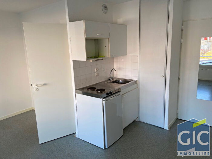 Appartement 1 pièce à louer - Caen, Folie Couvrechef