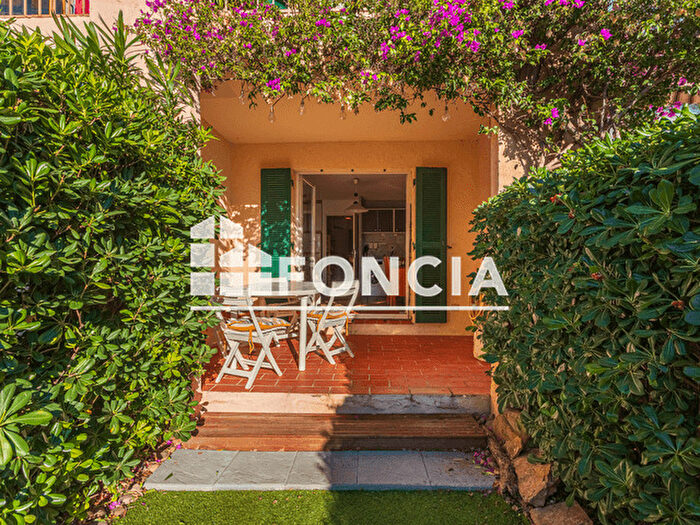 Appartement à vendre - Saint-Mandrier-sur-Mer - 2 pièces - 1 chambre