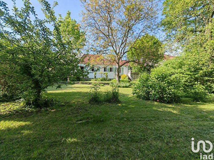 Maisons à vendre et appartements à louer - 1