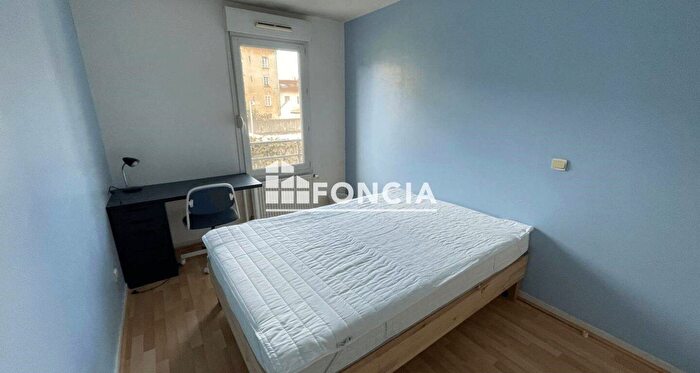 Ferrandière Maisons-Neuves, Villeurbanne : Appartement 3 pièces à louer