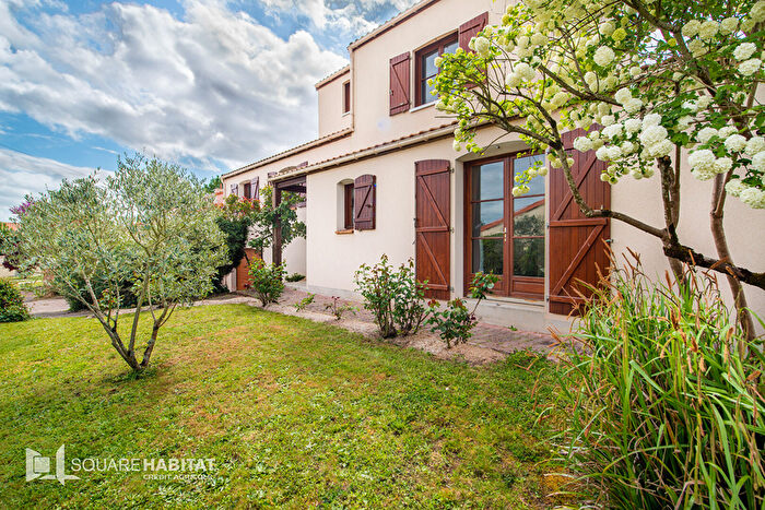 Maison à vendre - Saint-Sébastien-sur-Loire, Est - 7 pièces - 5 chambres