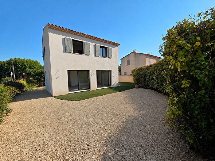 Rognes : Maison 4 pièces à louer