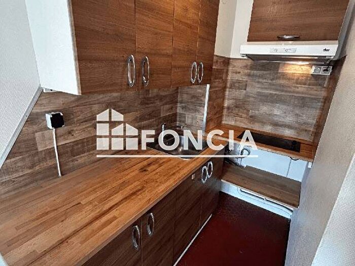 Appartement à louer - Centre Ville, Rueil-Malmaison - 1 pièce