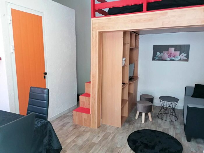 Arènes, Nîmes - Appartement 1 pièce à louer