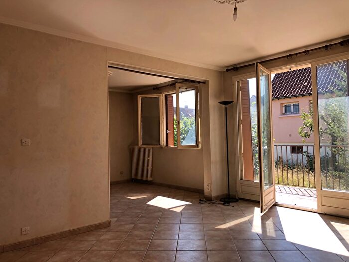 Maison à vendre - Saint-Clément - 5 pièces - 3 chambres