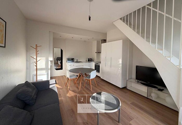 Appartement à louer - Vieux Lille - 2 pièces - 1 chambre