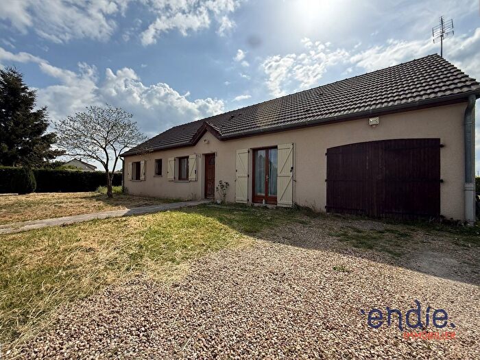 Maison 6 pièces à vendre à Diou