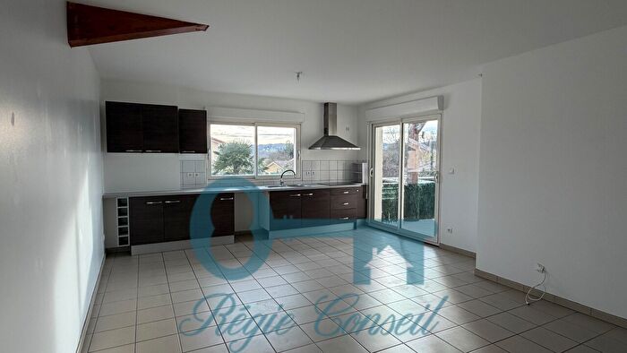 Appartement à louer - Estrablin - 4 pièces - 3 chambres