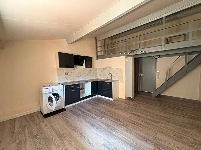 Vieille Ville-Cativel, Gardanne - Appartement 1 pièce à louer