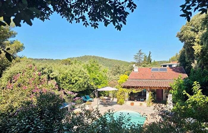 Maison 5 pièces à vendre à Taradeau