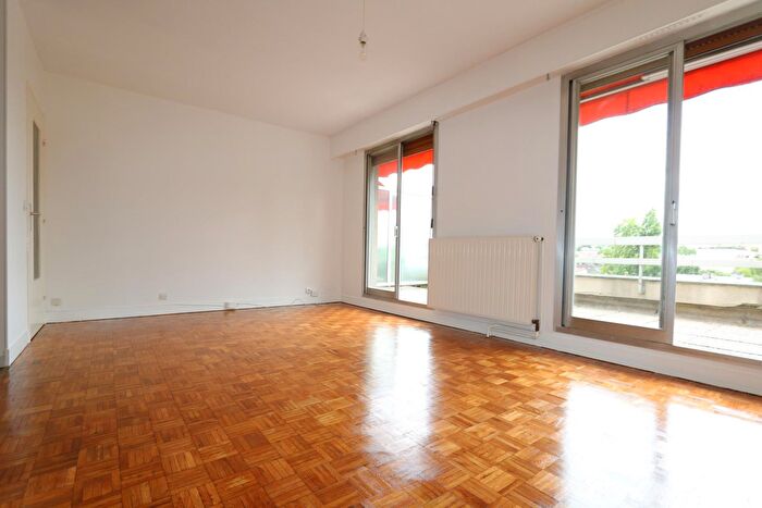 Appartement à louer - Rueil-Malmaison, Mazurieres - 1 pièce