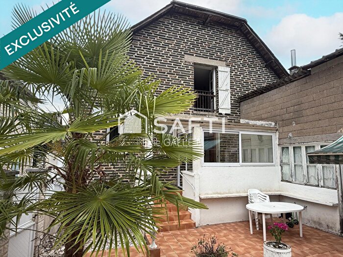 Maison à vendre - Allassac - 7 pièces - 5 chambres