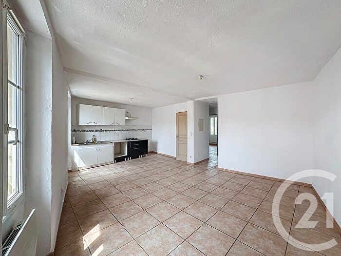 Appartement à vendre - Trets - 3 pièces - 2 chambres