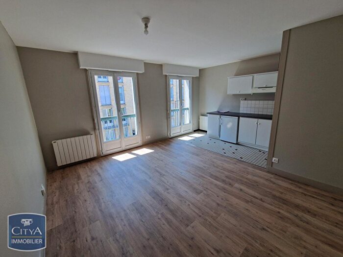 Appartement à louer - Alençon, Coeur de Ville - 1 pièce