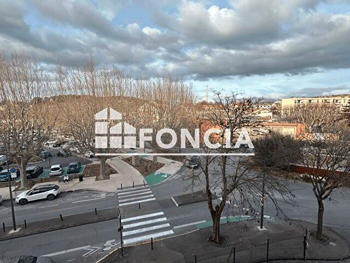 Appartement à louer - Pesquier, Gardanne - 3 pièces - 2 chambres