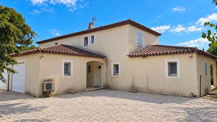 Les Platanes, Aix-en-Provence : Maison 5 pièces à louer