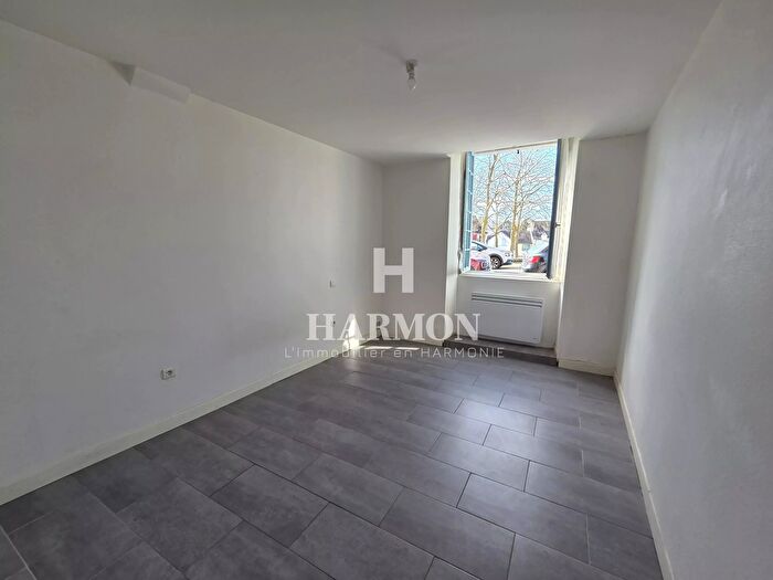 Appartement à louer - Oloron-Sainte-Marie - 2 pièces - 1 chambre