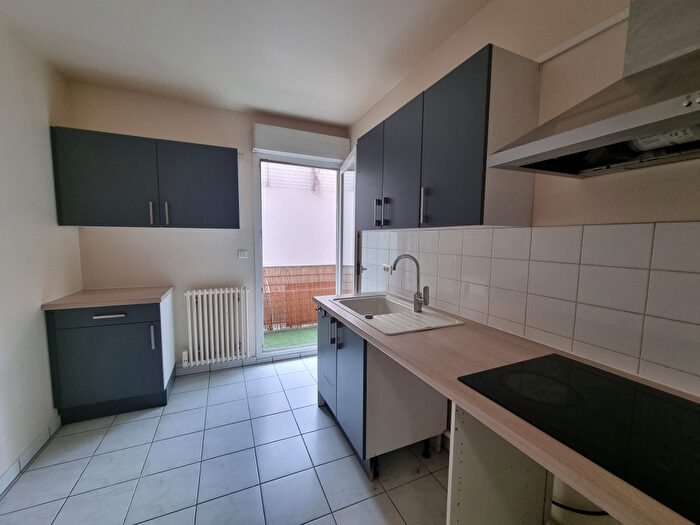 Appartement à louer - Clermont-Ferrand, Vallières, Sallins, Poncillon - 2 pièces - 1 chambre