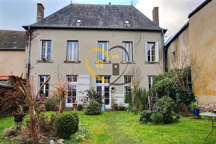 Maison à vendre - La Chapelle-dAngillon - 8 pièces - 5 chambres