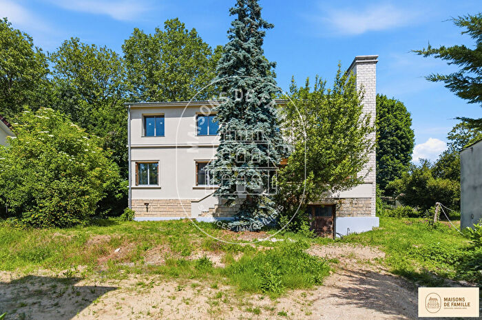 Maison 9 pièces à vendre à Louveciennes