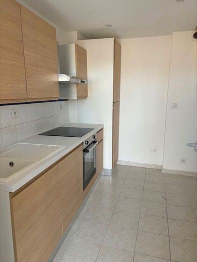 Appartement 2 pièces à louer - Nîmes