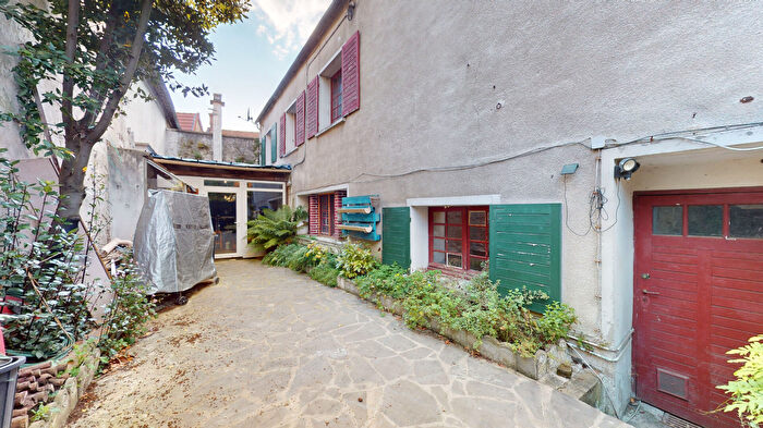 Maison à vendre - Breuillet - 5 pièces - 3 chambres