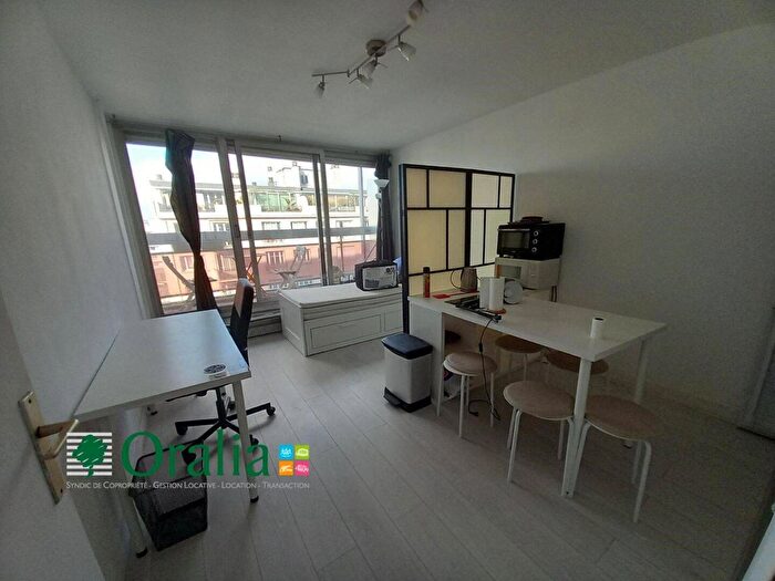 Appartement à louer - Didot-Porte de Vanves, Paris ème arrondissement - 1 pièce