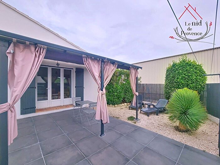 Appartement à louer - Sud, Le Thor - 2 pièces - 1 chambre