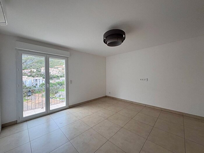 Appartement à louer - San-Martino-di-Lota - 3 pièces - 2 chambres