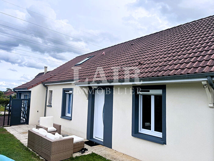 Maison 7 pièces à vendre à Condé-sur-Sarthe
