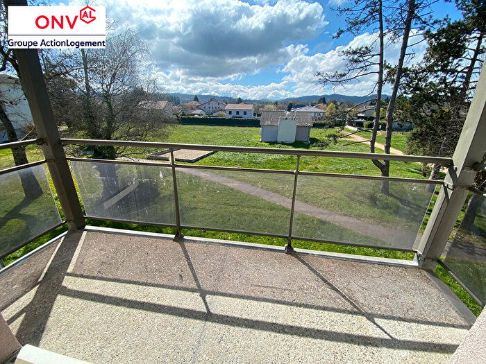 Appartement 5 pièces à vendre - Saint-Étienne-de-Saint-Geoirs